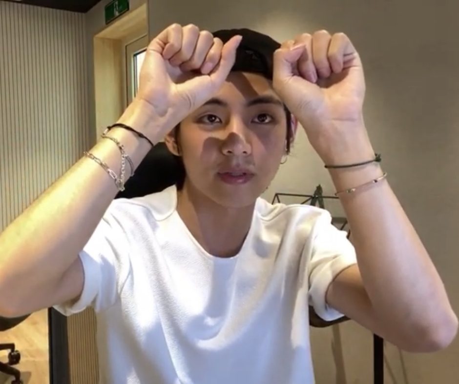 テテ TIRTIR初のグローバルアンバサダーに！【BTS V】 POP UP・商品・CMなどの情報 | BTS123 【防弾少年団情報サイト】